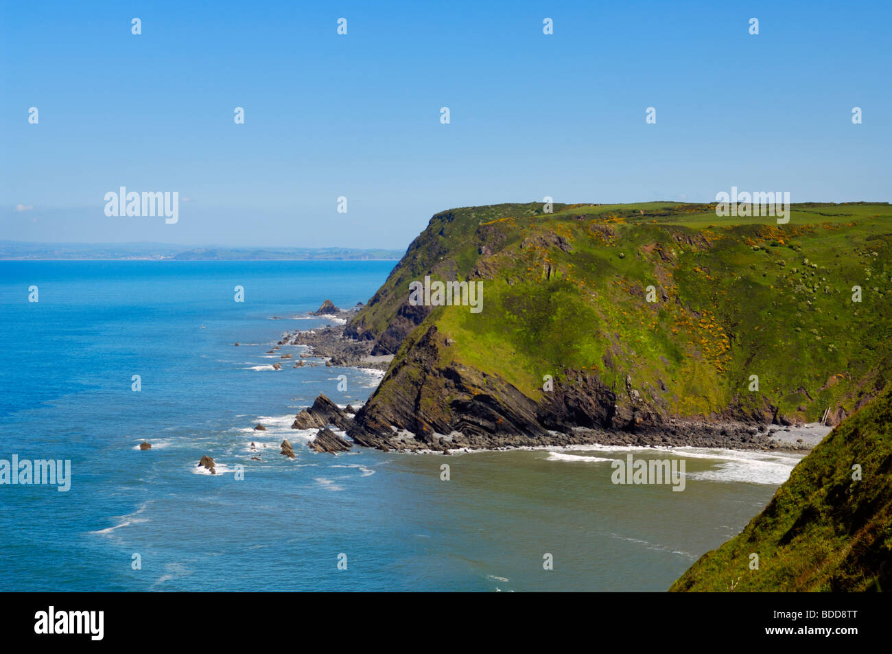 Shipload hi-res stock photography and images - Alamy