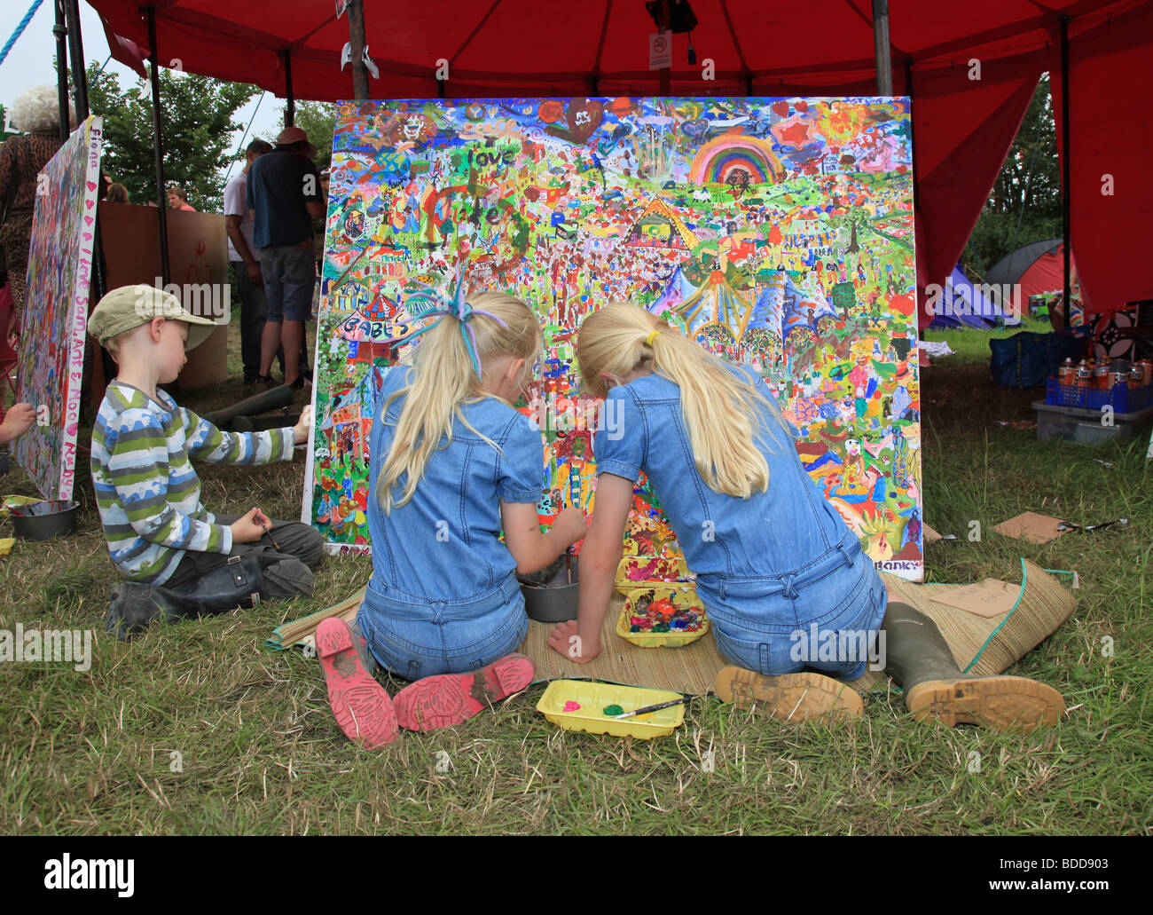 Glastonbury kids field hi-res stock photography and images - Alamy