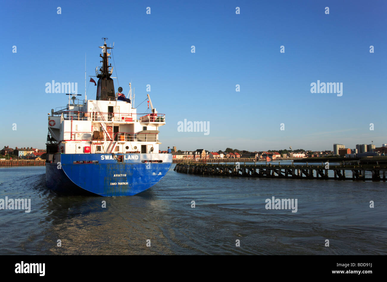 River yarmouth docks hi-res stock photography and images - Alamy