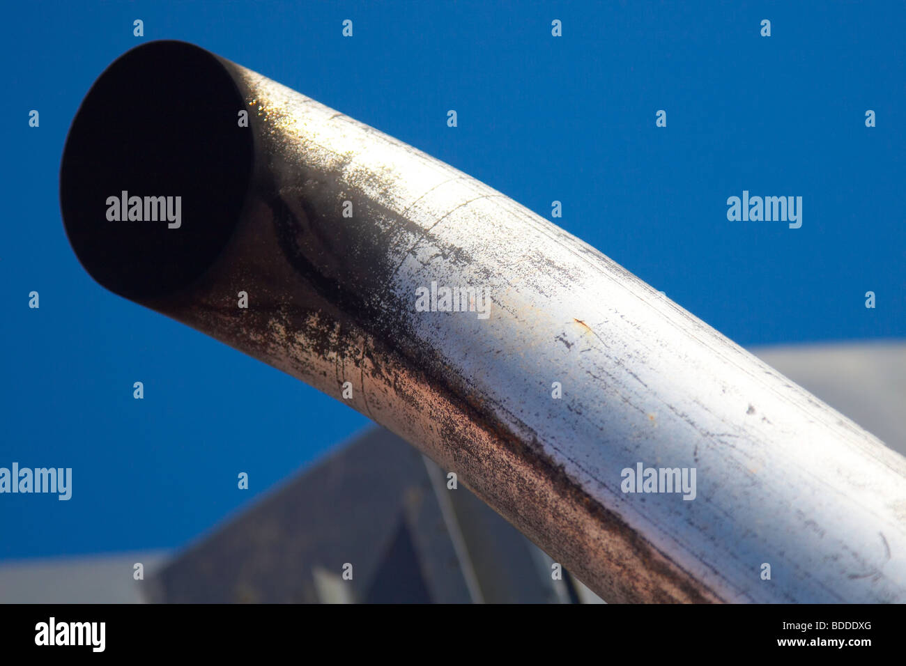 Car exhaust pipes hi-res stock photography and images - Alamy