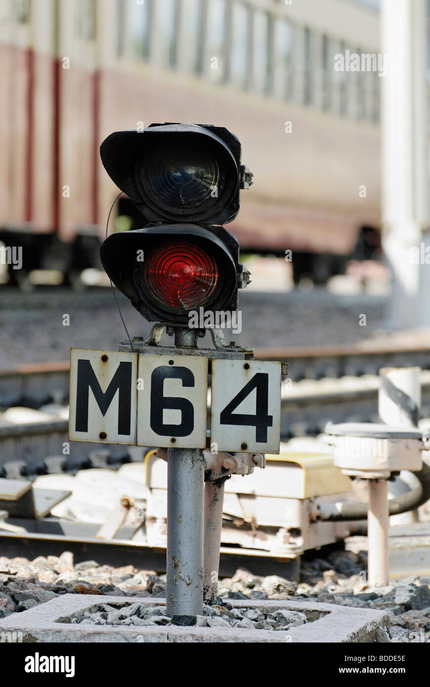 Red semaphore light hi-res stock photography and images - Alamy