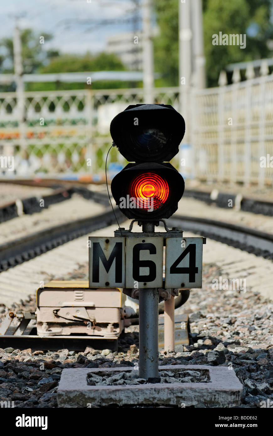 Red semaphore light hi-res stock photography and images - Alamy