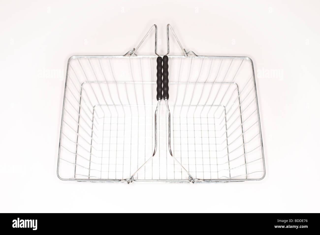 overhead view of a wire shopping basket Stock Photo - Alamy