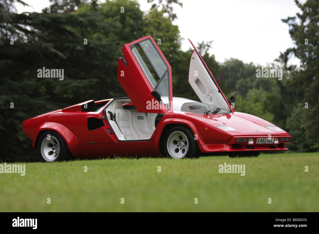 Countach hi-res stock photography and images - Alamy
