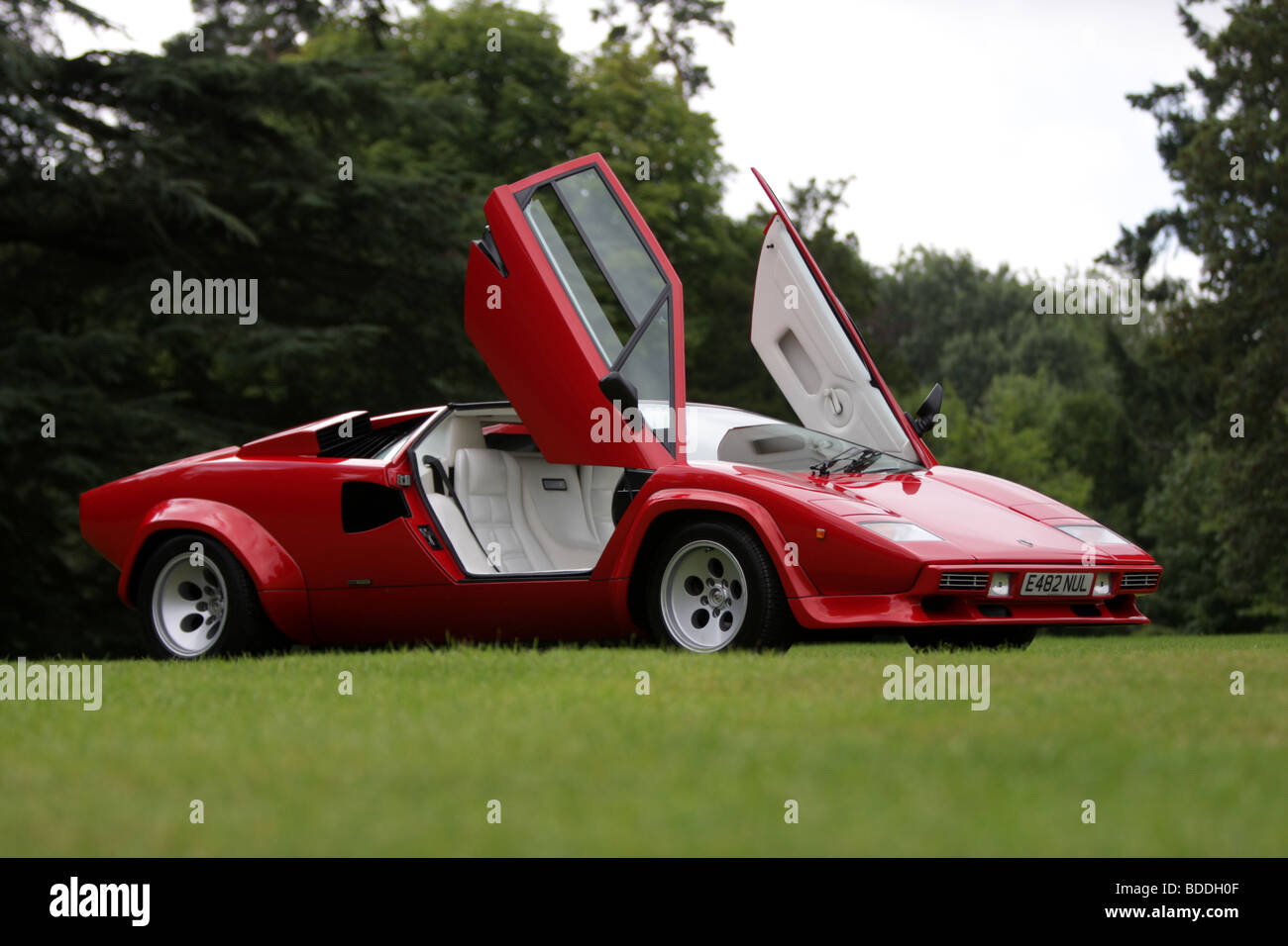 Countach hi-res stock photography and images - Alamy