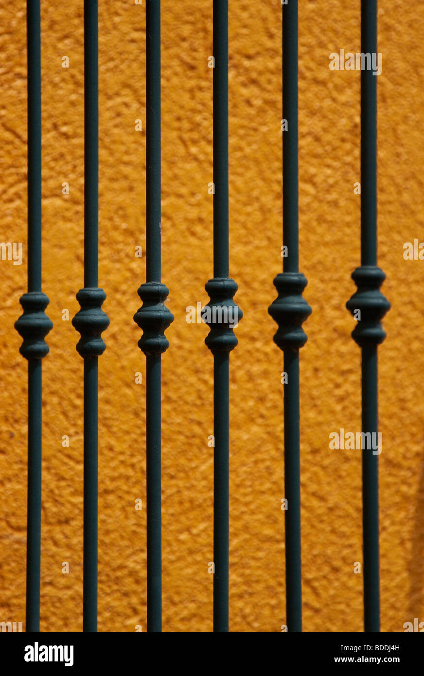 The green grid hi-res stock photography and images - Alamy