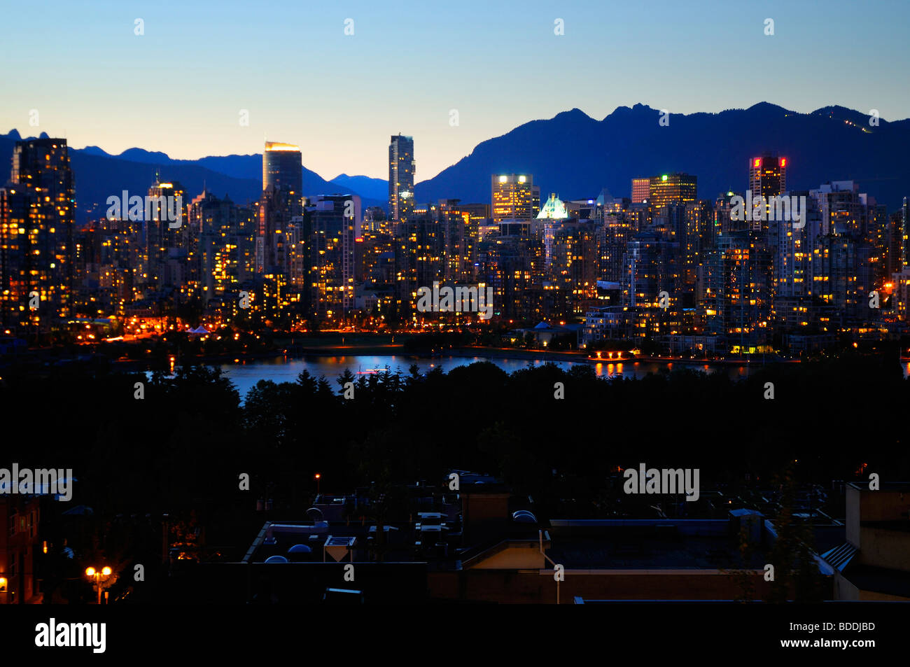 Vancouver yellow cab hi-res stock photography and images - Alamy