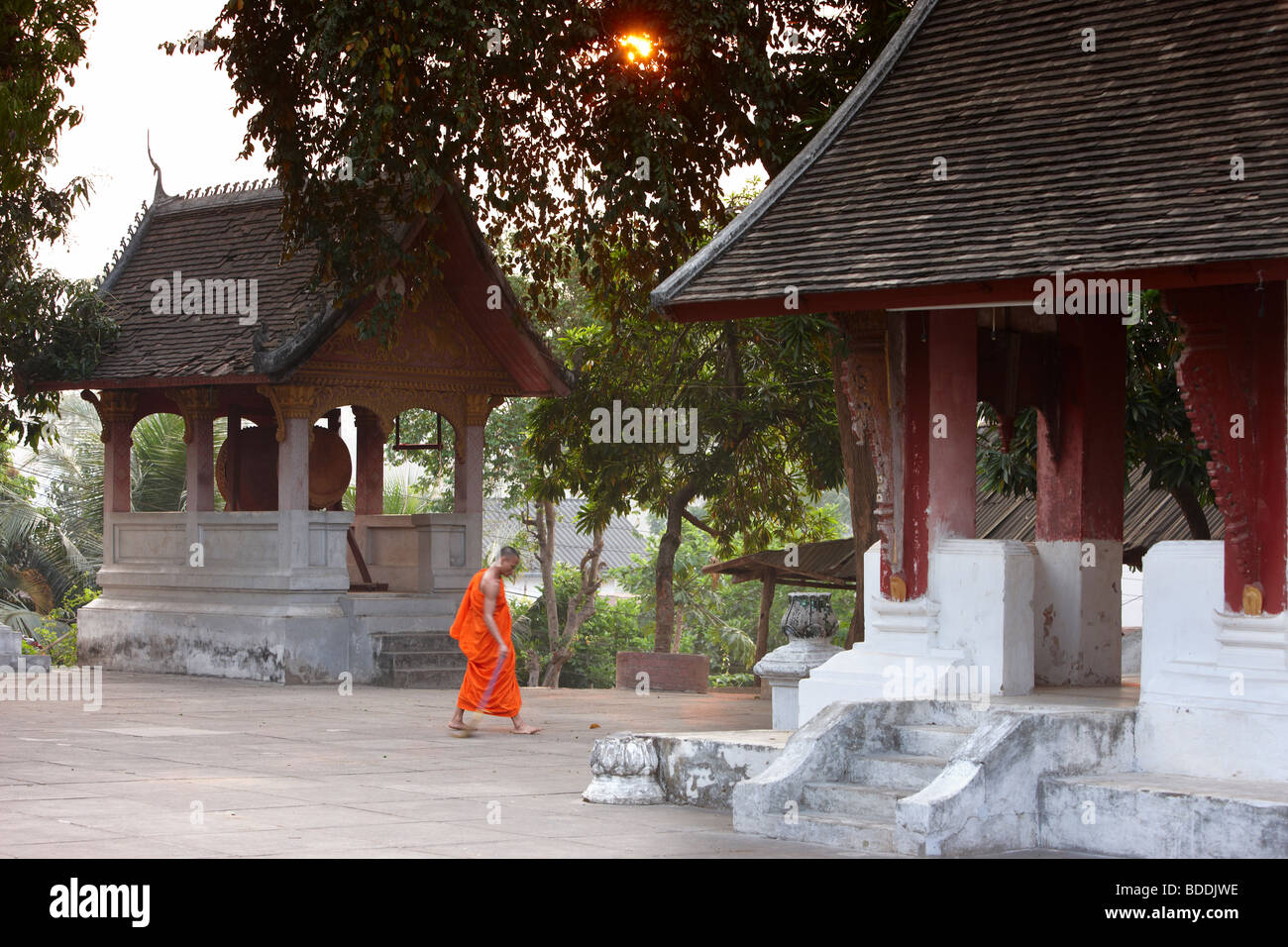 Luang prabang buddhist monk hi-res stock photography and images - Alamy
