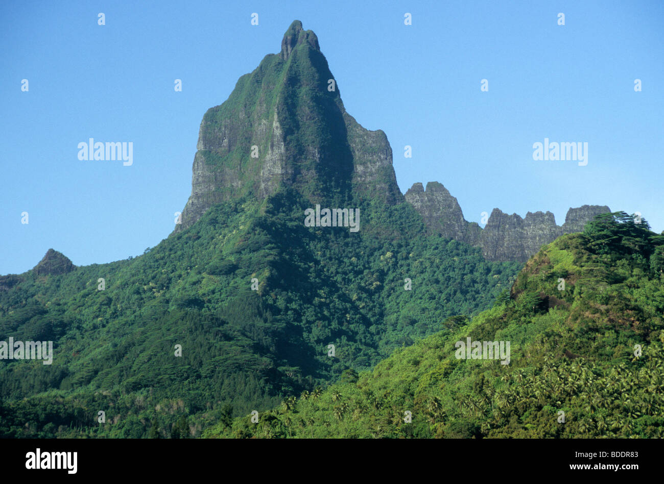dramatic mountains. Moorea Island, French Polynesia Stock Photo - Alamy