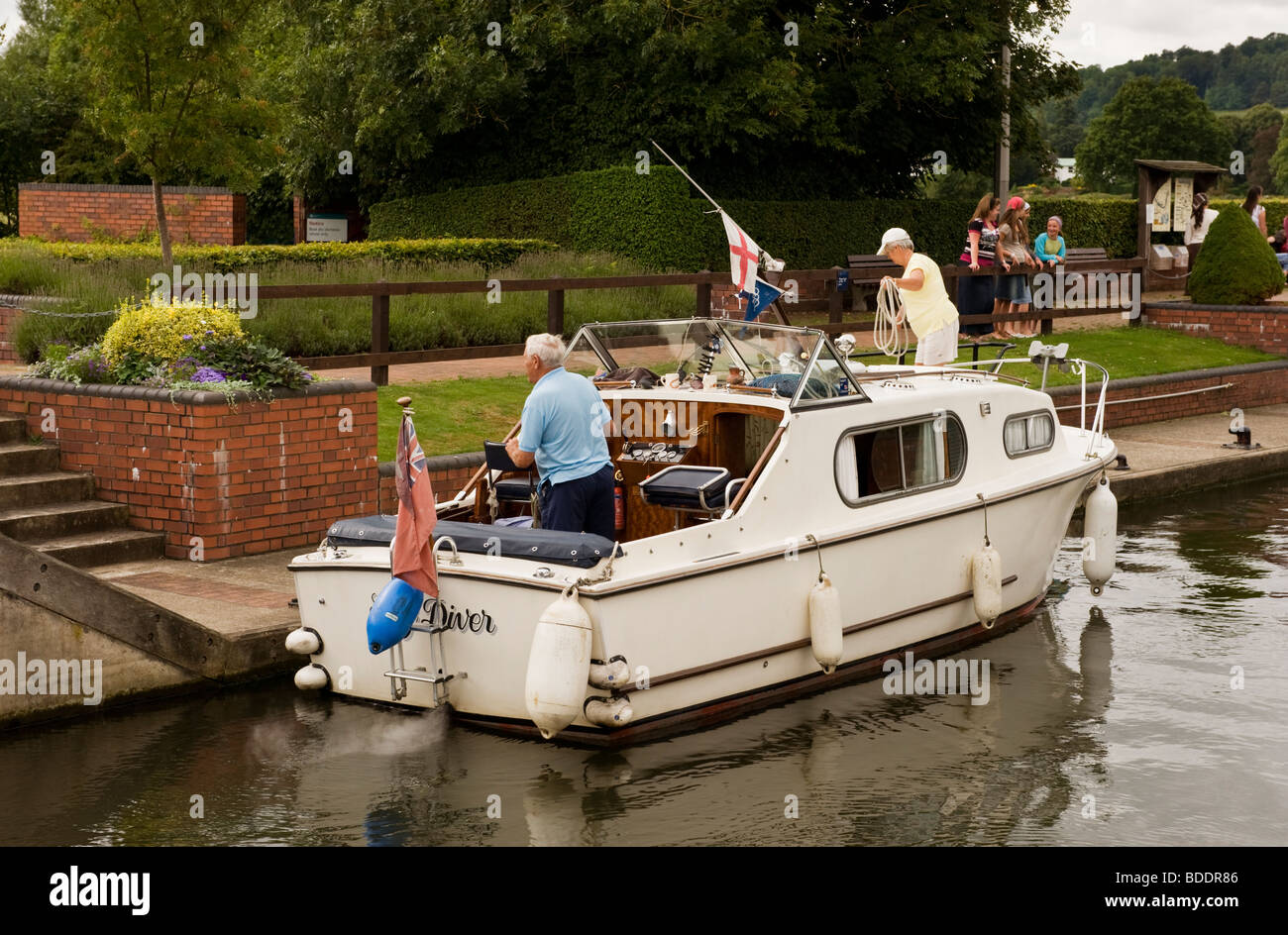 Pleasure craft hi-res stock photography and images - Alamy