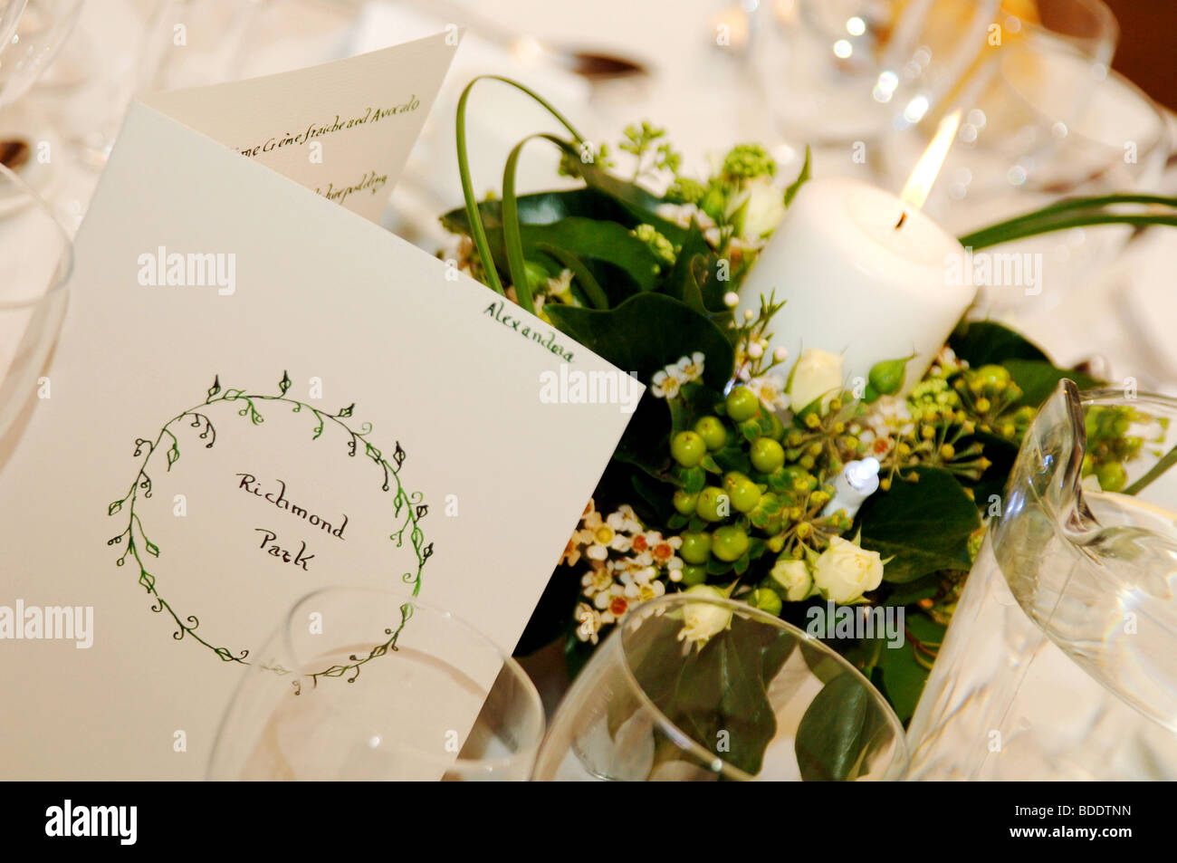 Scene at a wedding table reception Stock Photo - Alamy