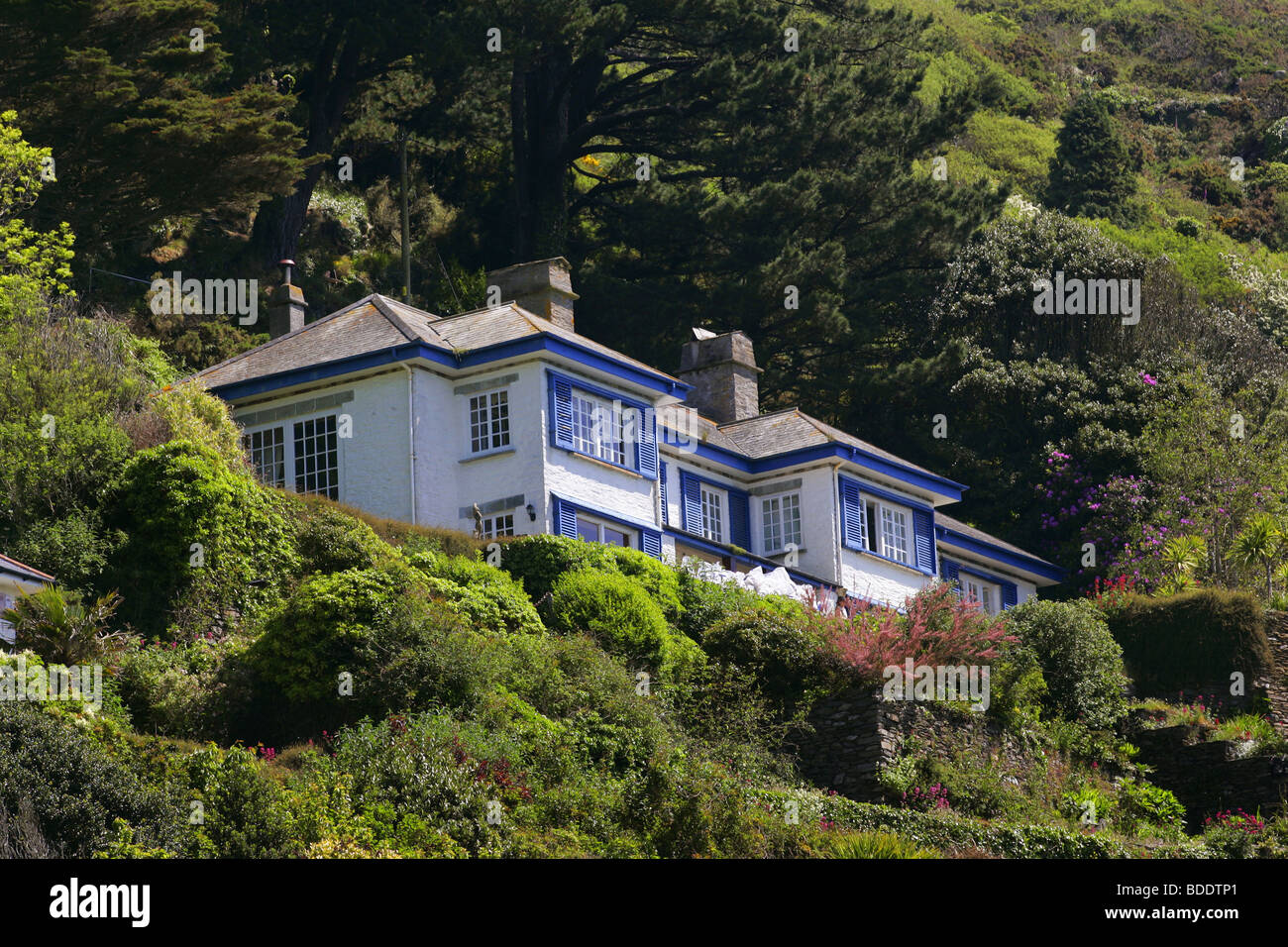 Large detached house on the cliffs at Polperro in Cornwall, England ...