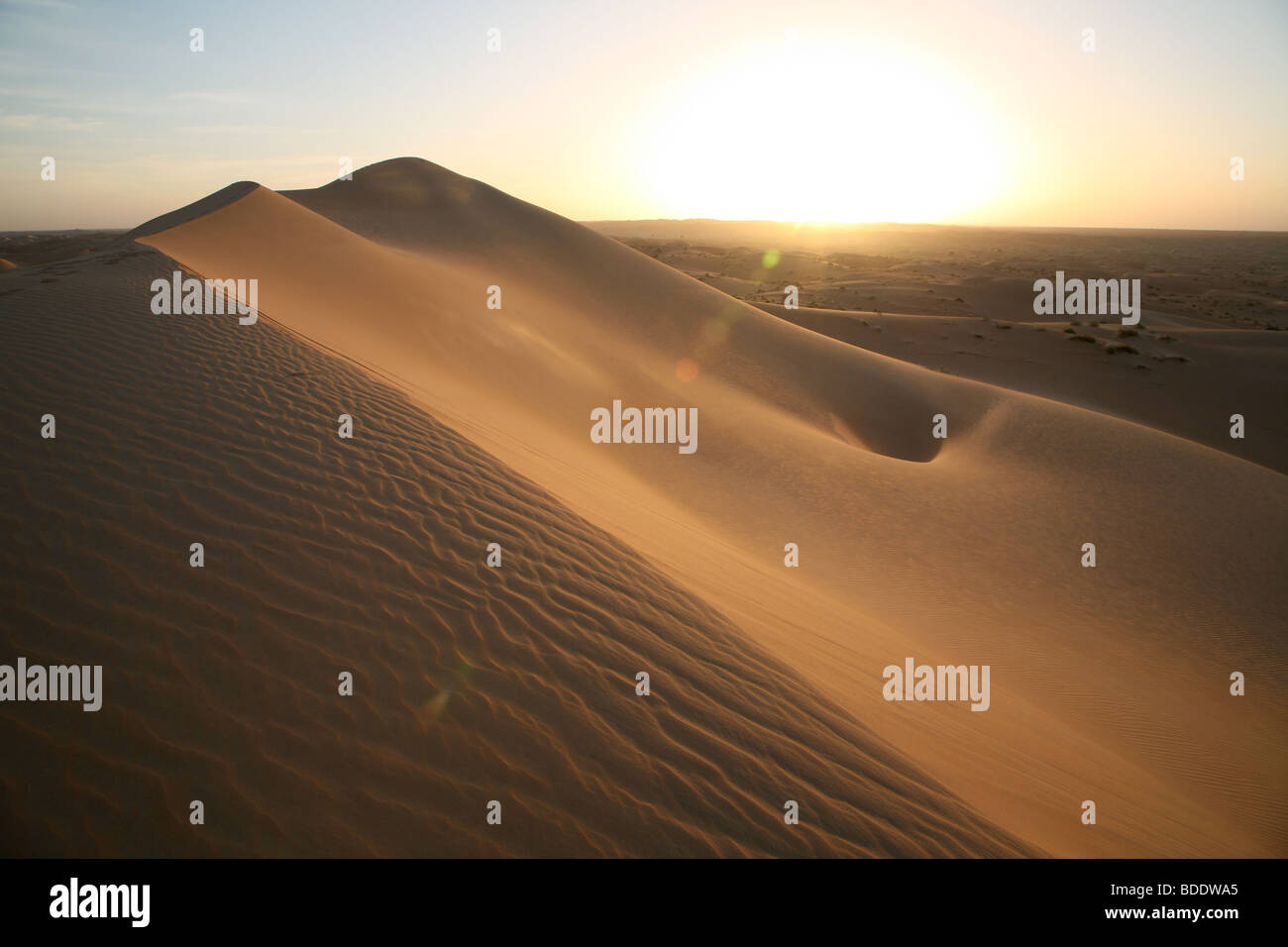 Saharan ergs hi-res stock photography and images - Alamy