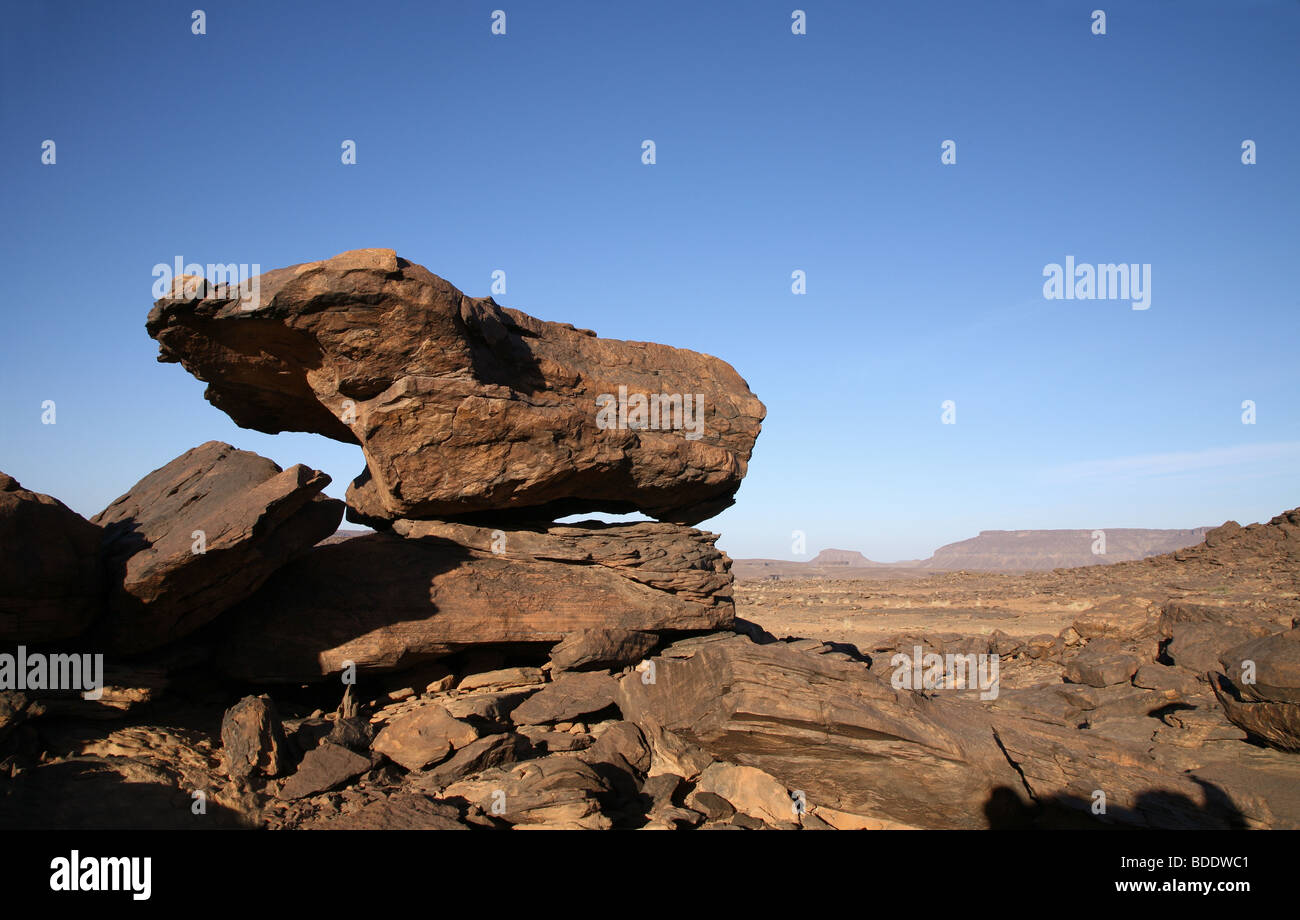 The Adrar Mountains, near Terjit oasis, in the Sahara Desert of eastern ...