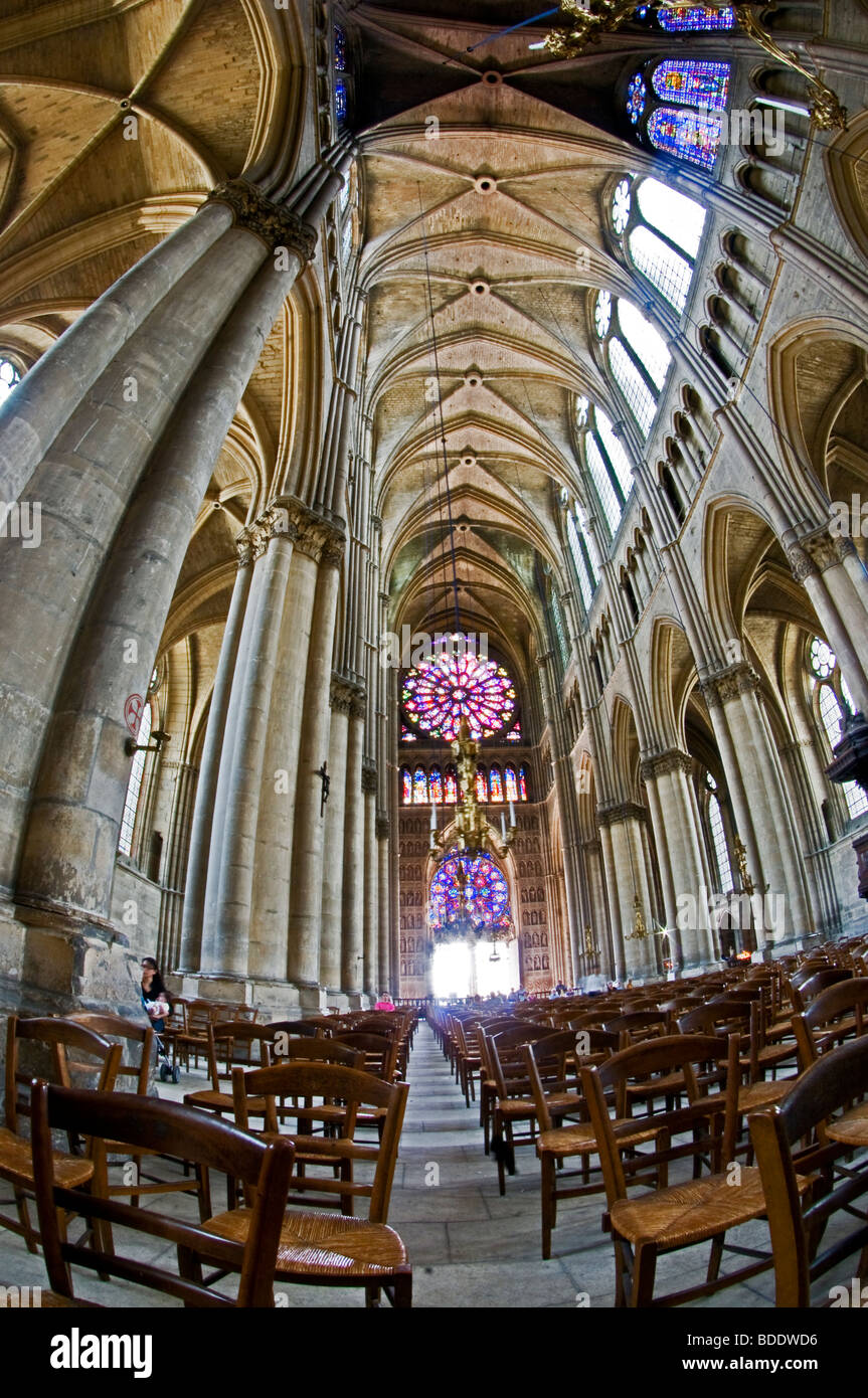 Reims Cathedral Interior Stock Photos & Reims Cathedral Interior Stock ...