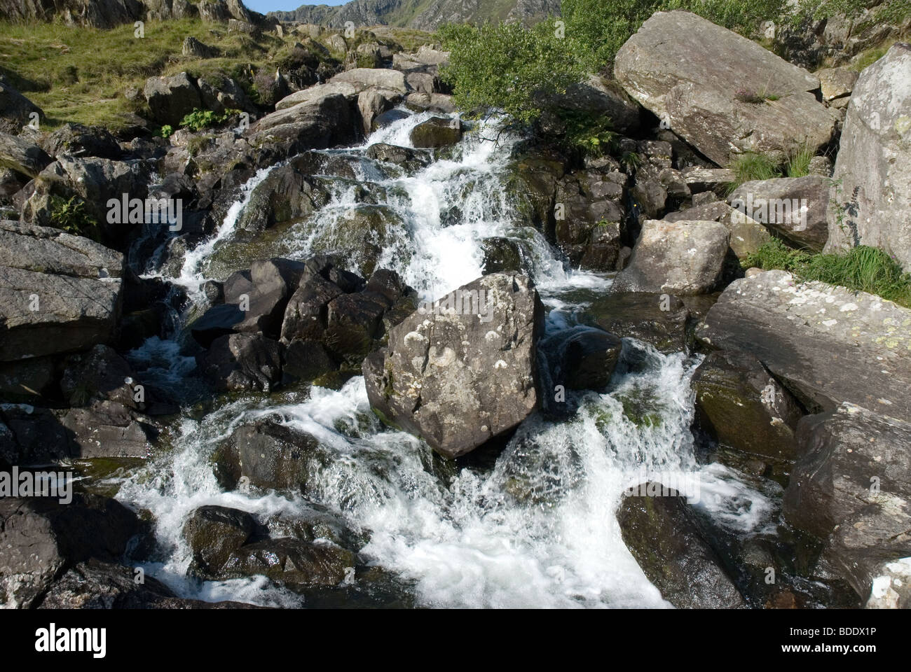 Boulder falling hi-res stock photography and images - Alamy