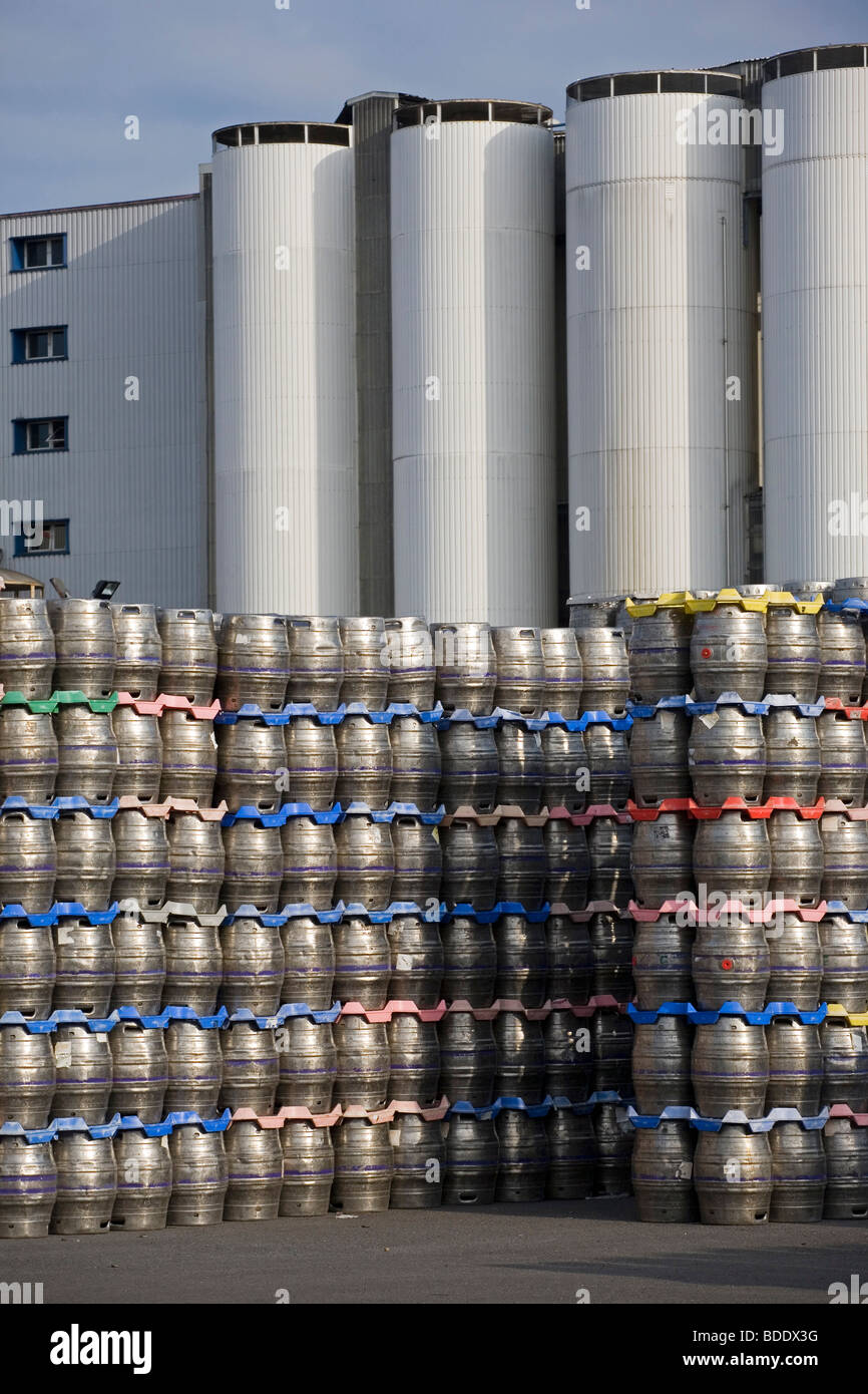 Beer kegs stacked outside the Carlsberg/Tetley's brewery in Leeds Stock ...