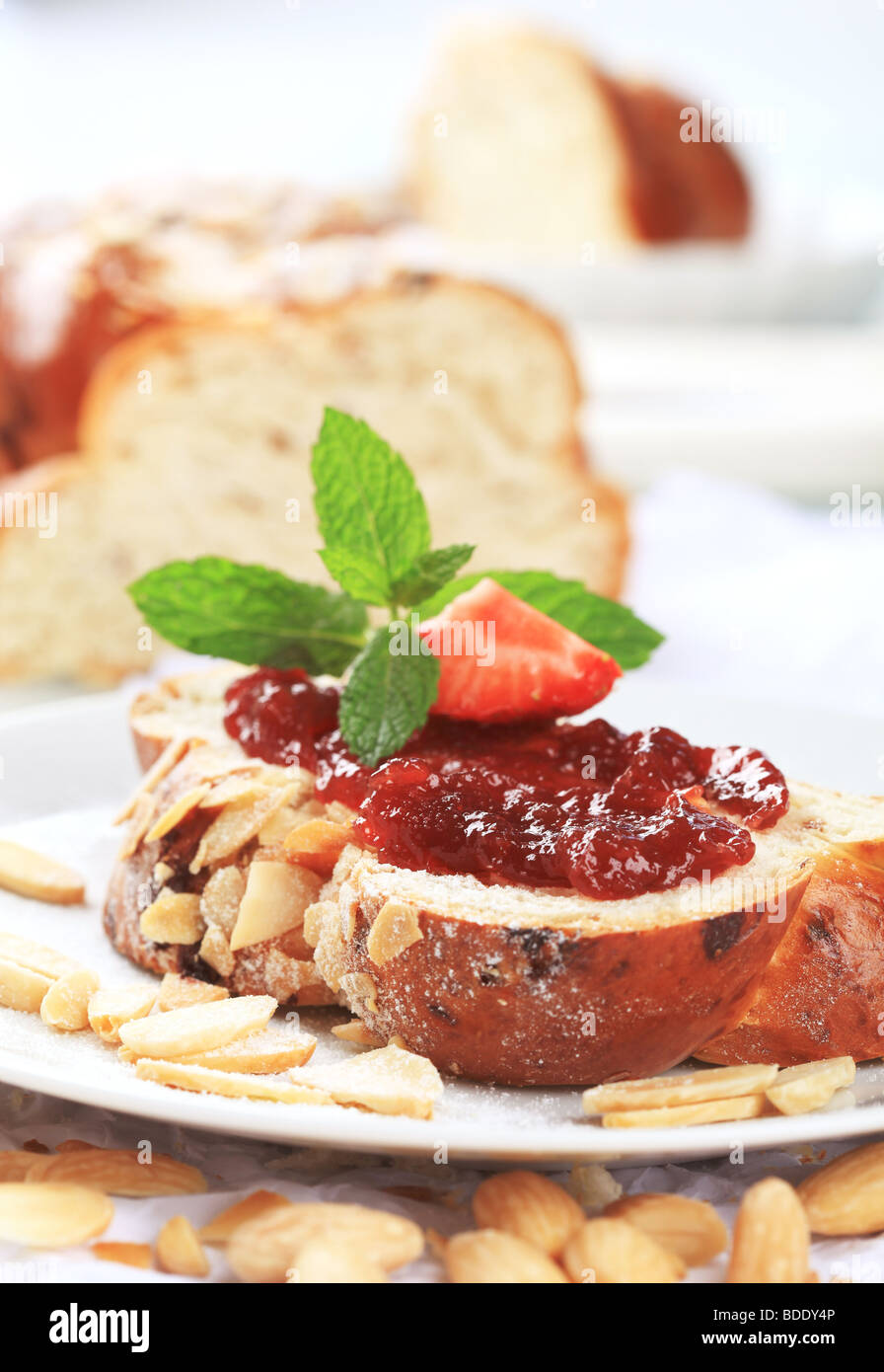 Slice of sweet bread and jam Stock Photo - Alamy