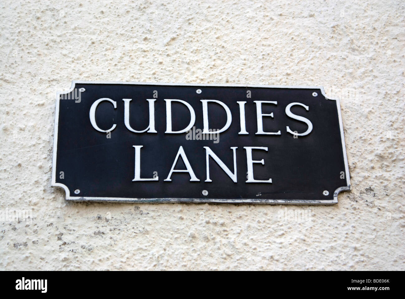 Sign indicating Cuddies Lane, in Colinton, Edinburgh, Scotland Stock ...