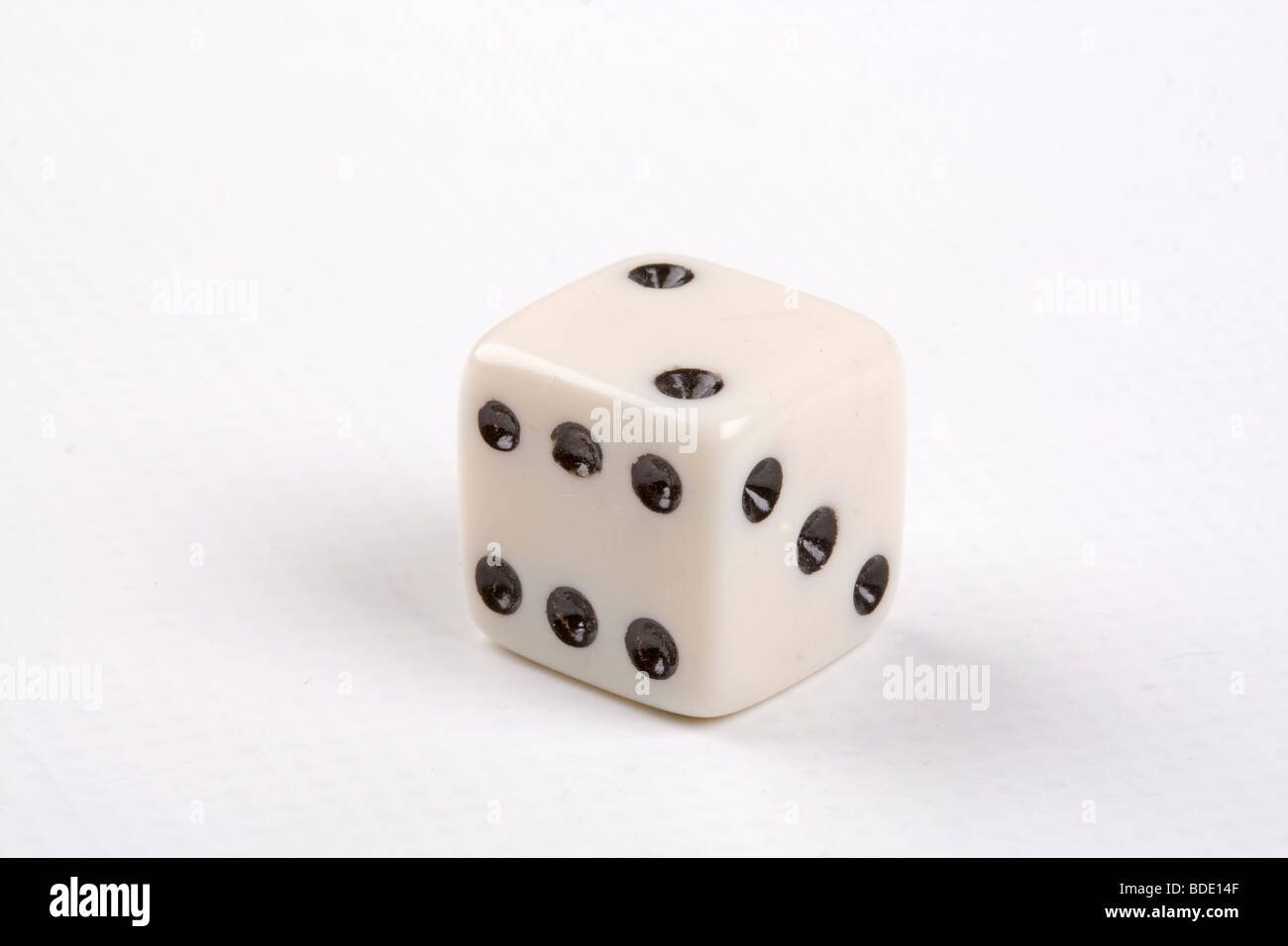 Single dice hi-res stock photography and images - Alamy