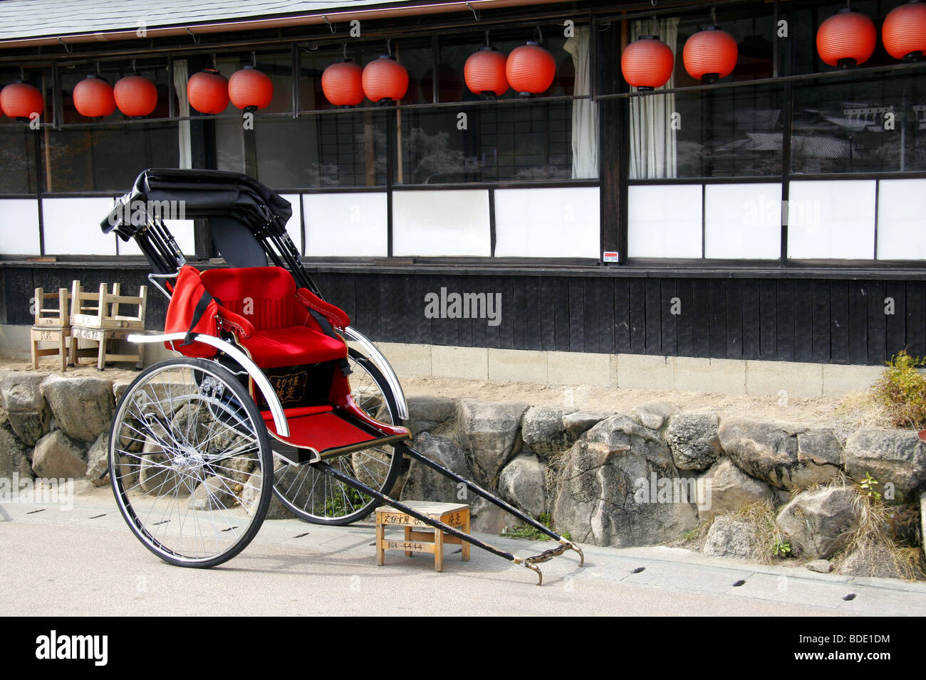 Hand pulled rickshaw in Arashiyama, near Kyoto, Japan Stock Photo - Alamy