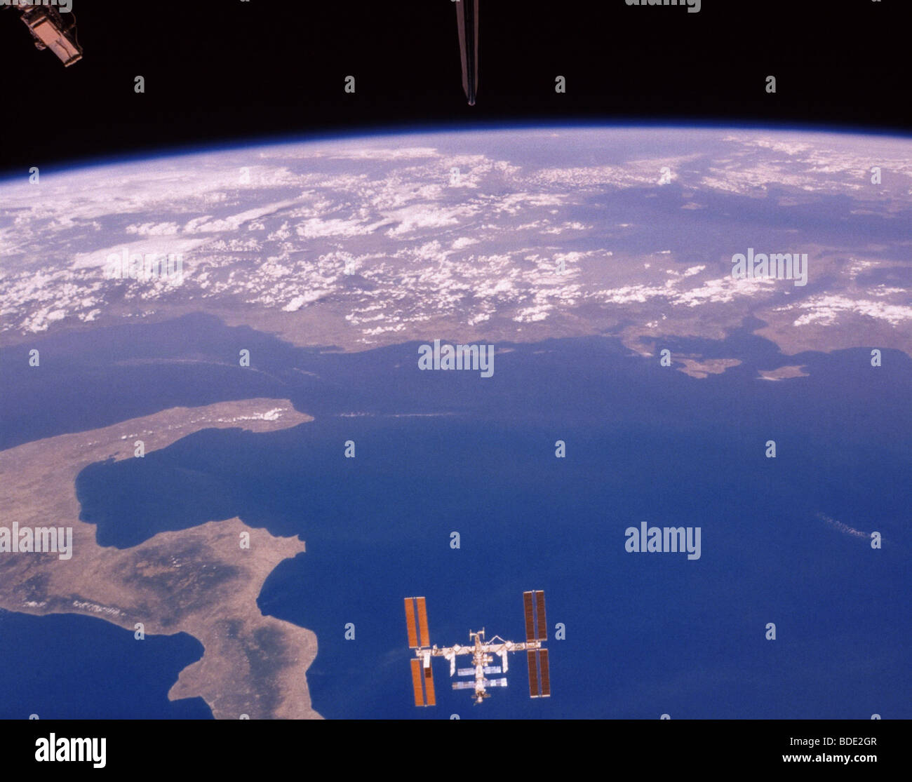 The international space station from earth hi-res stock photography and ...