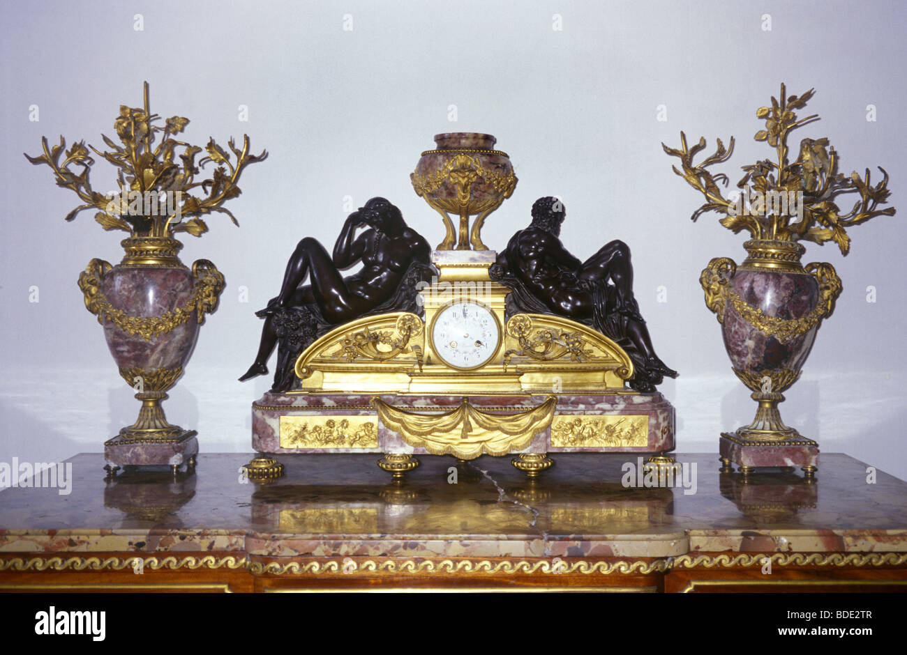 Fertod chateau hi-res stock photography and images - Alamy