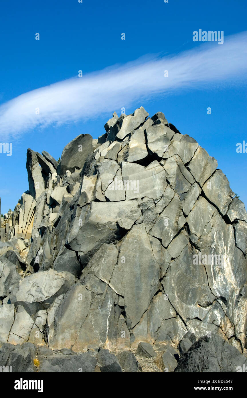 Shattered rock hi-res stock photography and images - Alamy