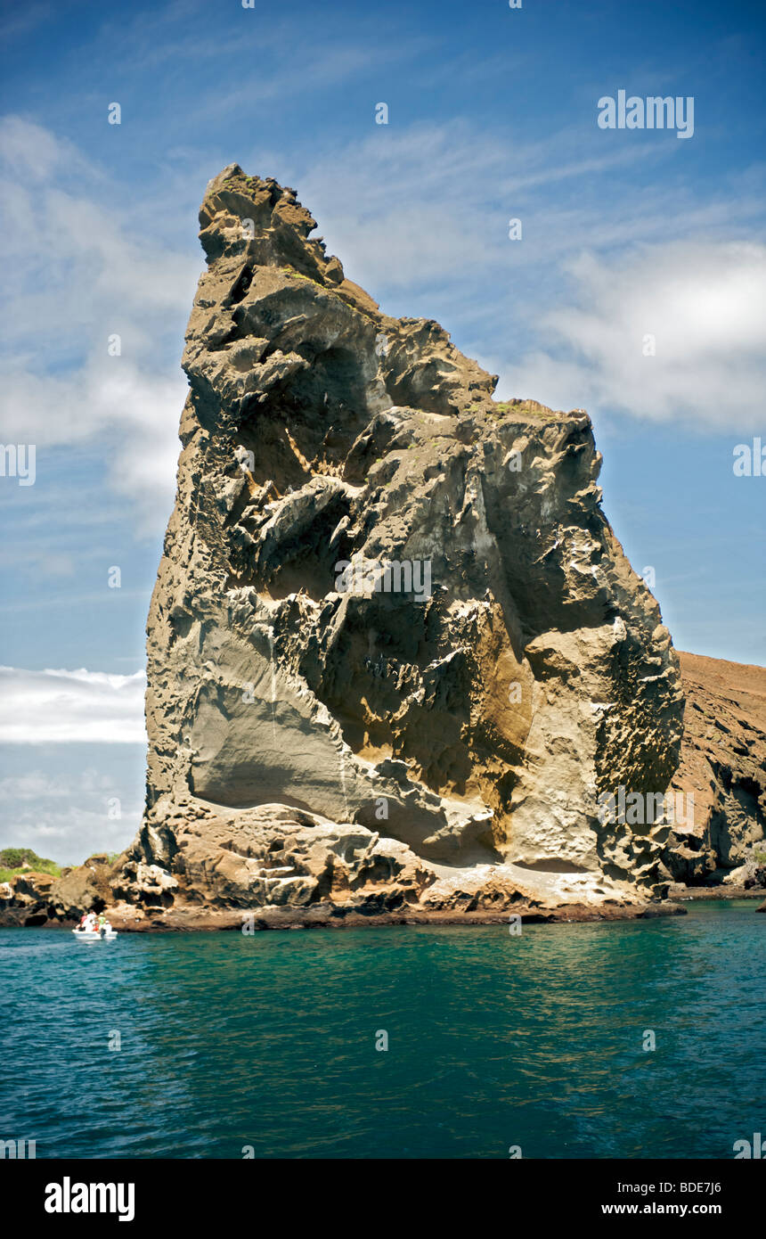 Rock jutting out of the sea hi-res stock photography and images - Alamy