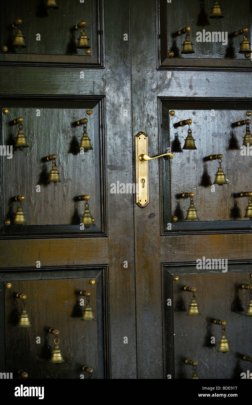 Hindu temple door bells hi-res stock photography and images - Alamy