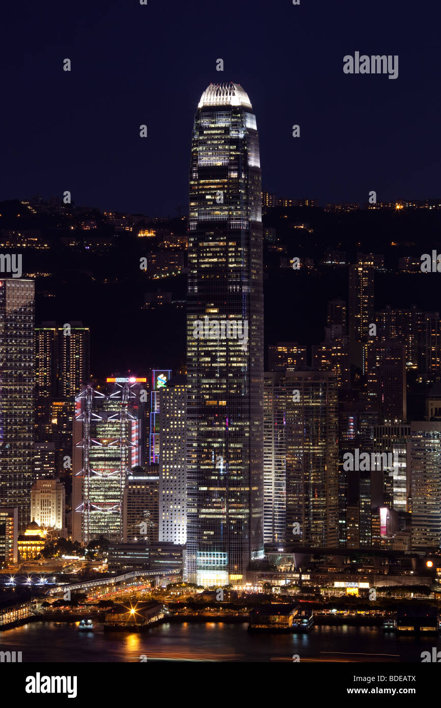Night scene of Hong Kong showing the leading position of financial ...