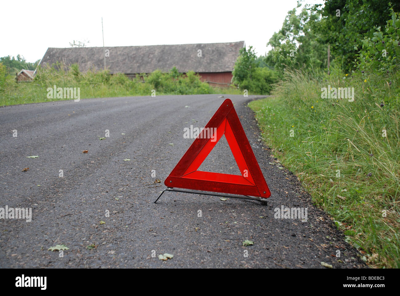 Emergency warning triangle hi-res stock photography and images - Alamy