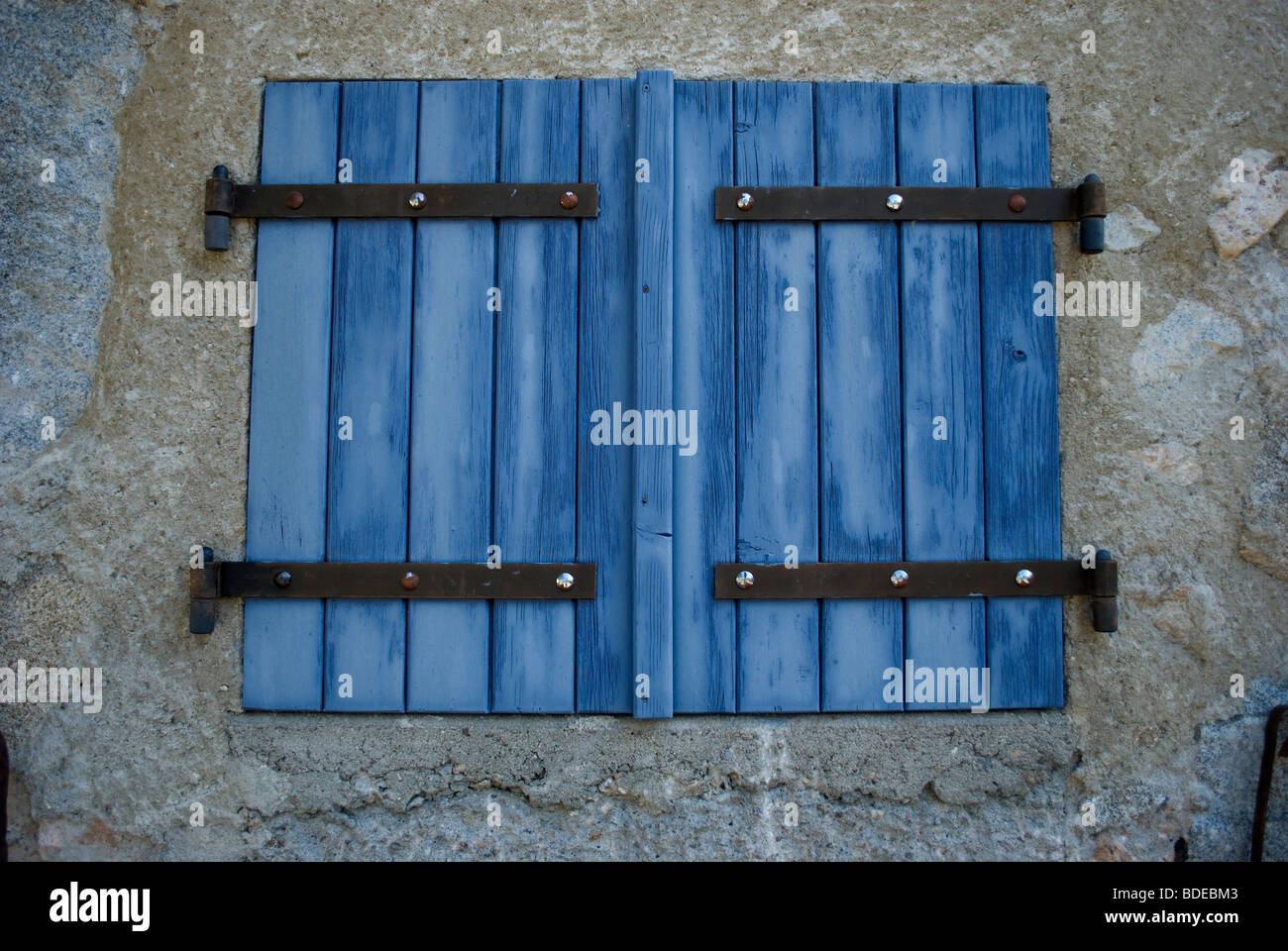 Blue french window hi-res stock photography and images - Alamy