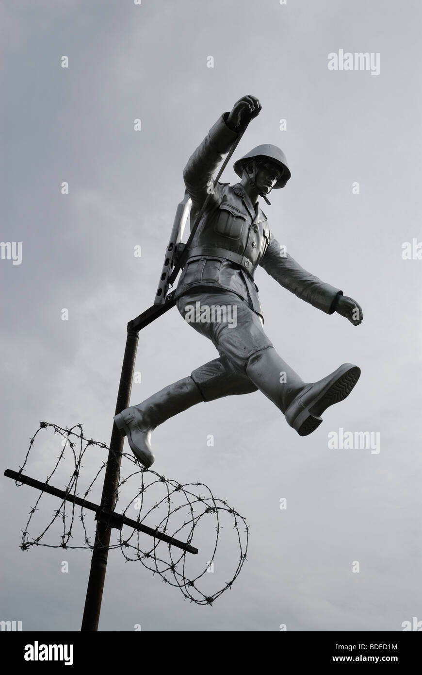 East German Guard Conrad Schumann High Resolution Stock Photography and ...