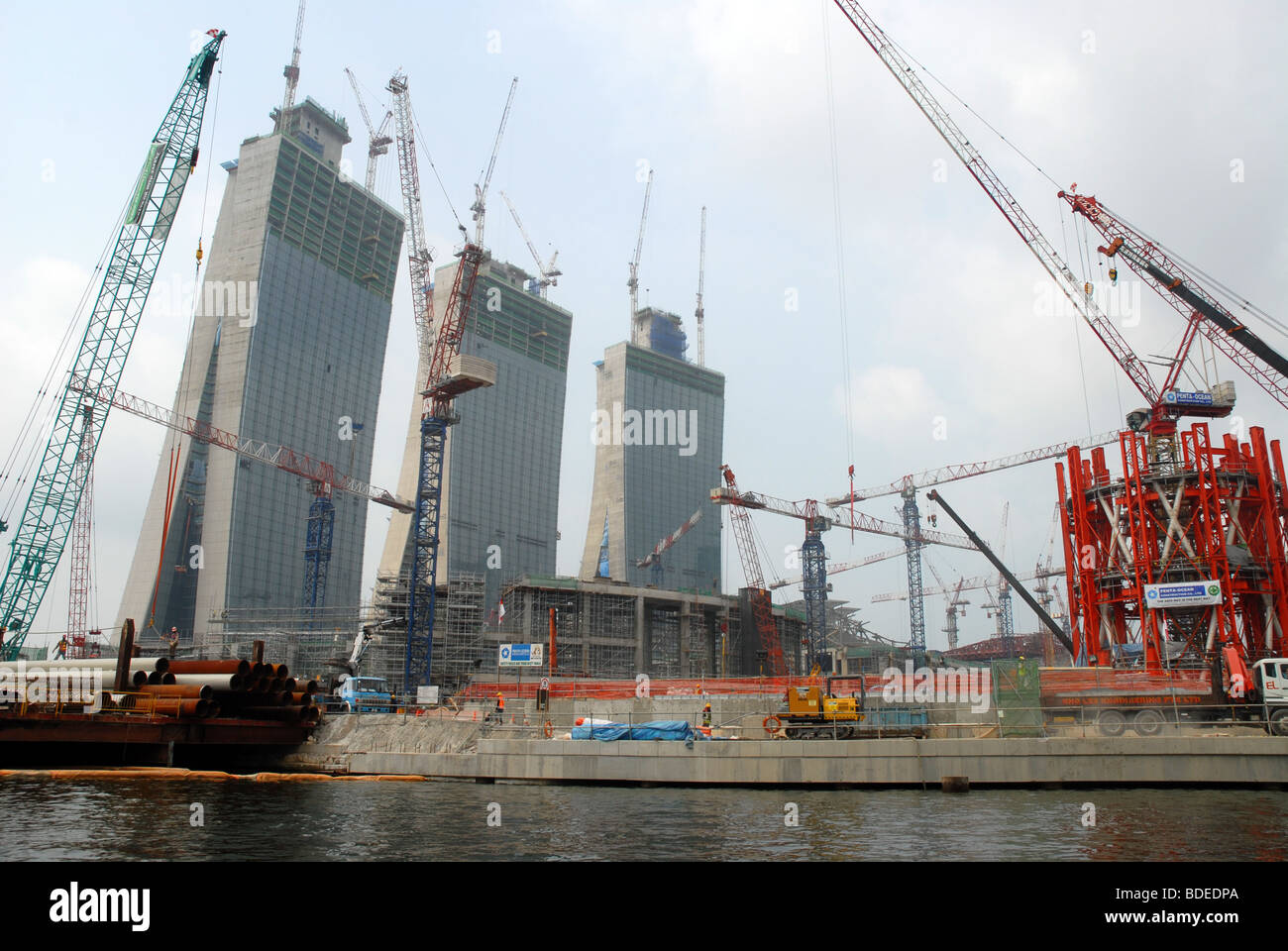 Marina Bay Sands(under construction), Singapore Stock Photo - Alamy