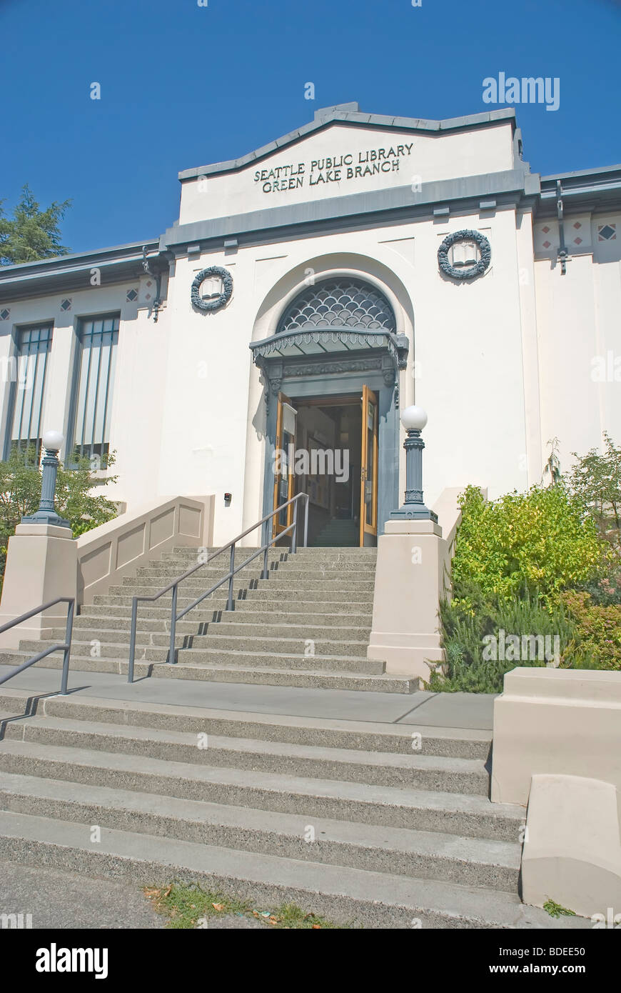 Seattle Public Library, Green Lake Branch Stock Photo - Alamy