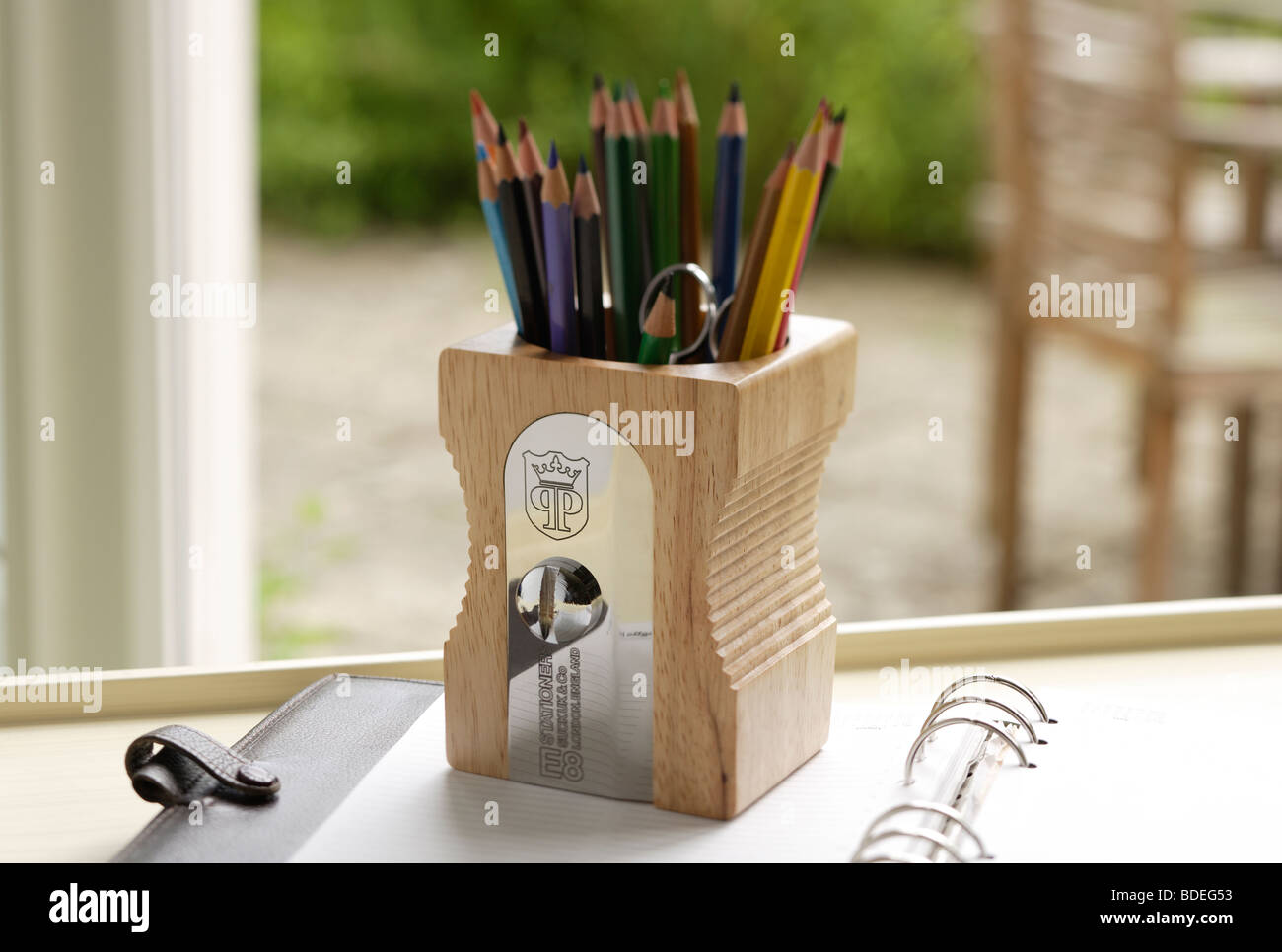 Pencil Pot High Resolution Stock Photography and Images - Alamy