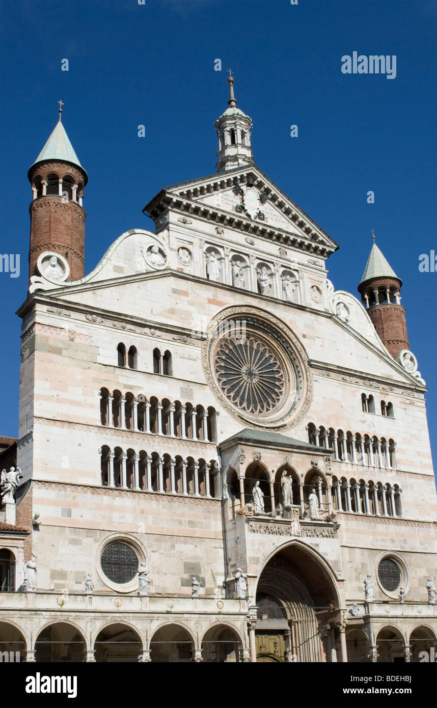 Duomo piazza del comune cathedral italian church romanesque gothic ...