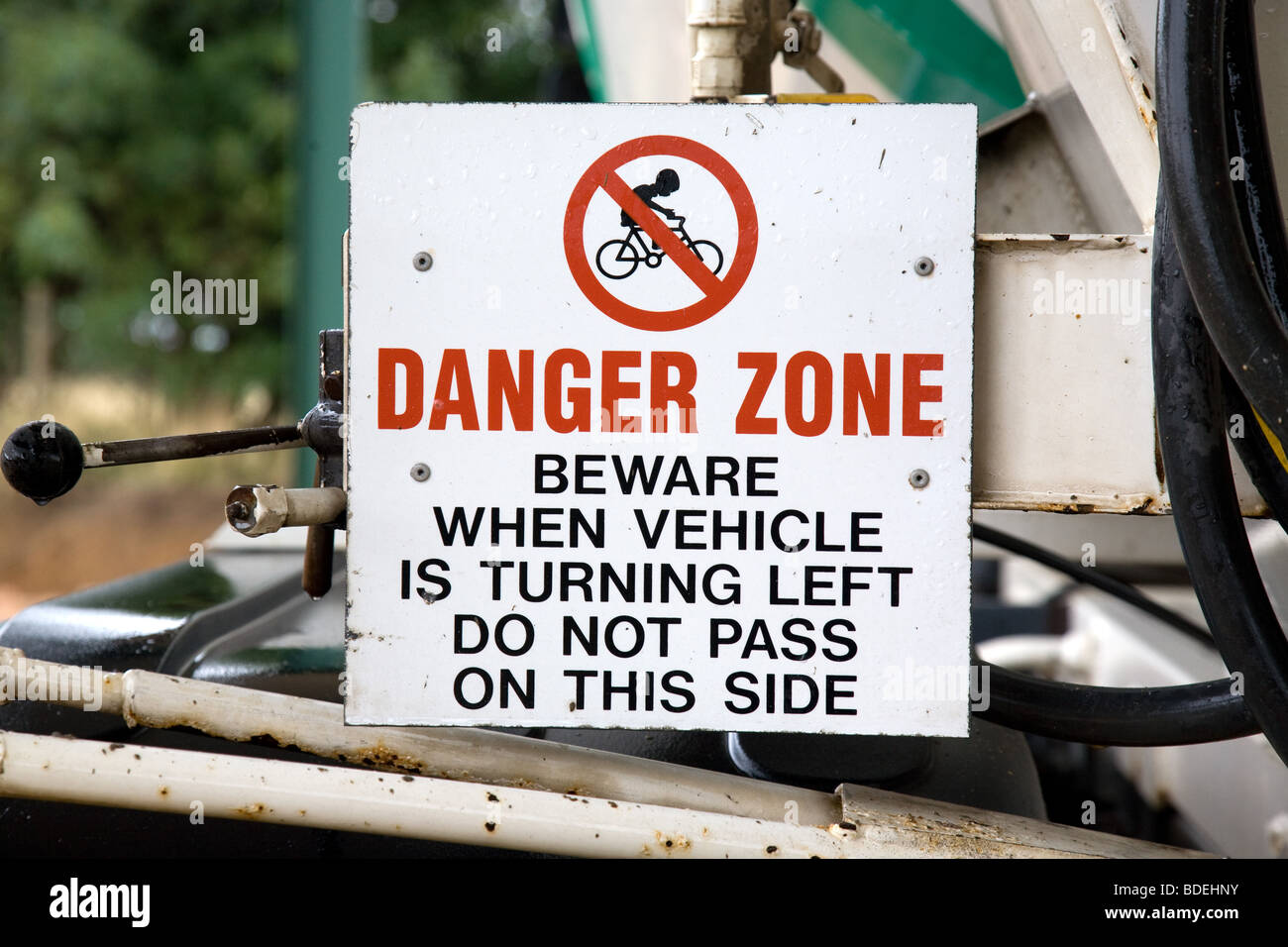 Danger zone hi-res stock photography and images - Alamy