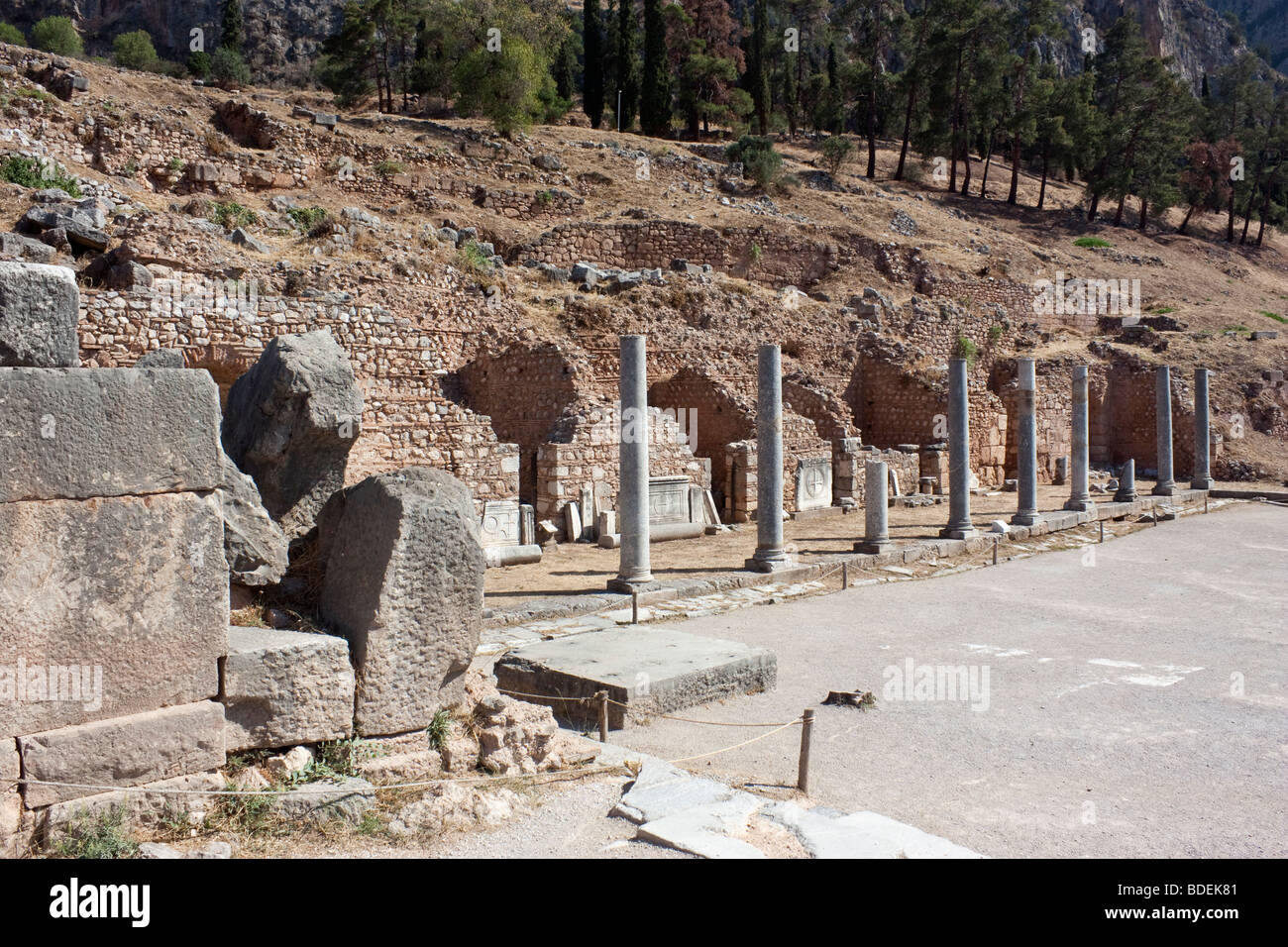 Roman stoa hi-res stock photography and images - Alamy