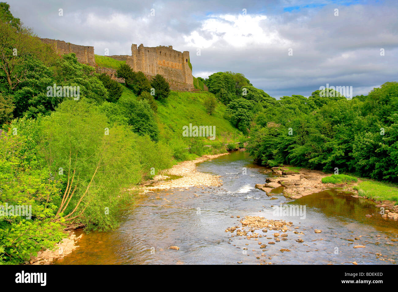 Richmond castle and river swale hi-res stock photography and images - Alamy