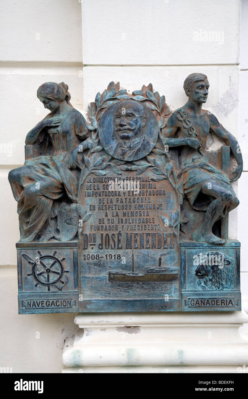 Chile plaque menendez tomb cemetery hi-res stock photography and images ...