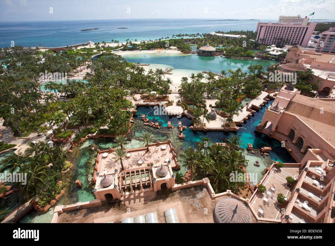 Sightseeing on the Atlantis complex on Paradise island Bahamas Stock ...