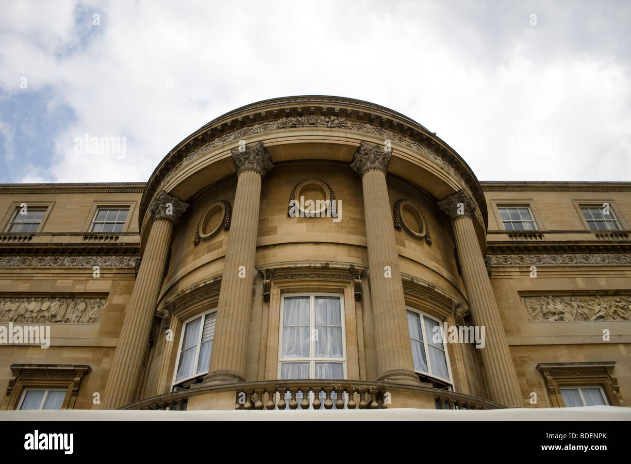 Buckingham Palace Back Garden High Resolution Stock Photography and ...