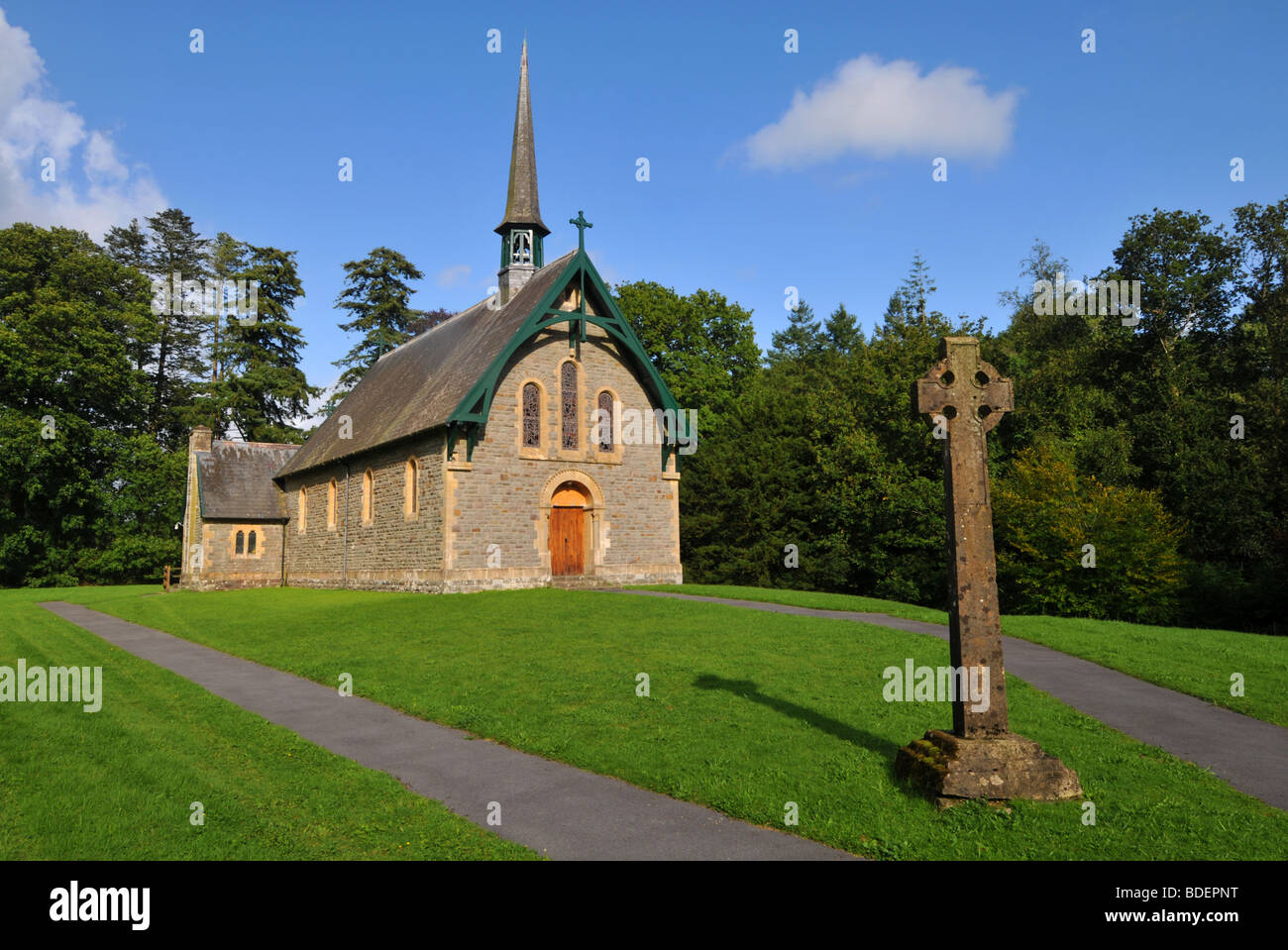 Holy Trinity Church at Pont-ar-Gothi, Llanegwad, Camarthenshire, West ...