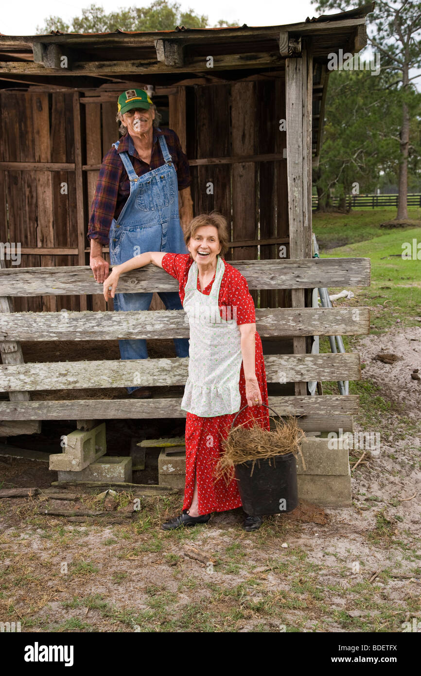 Senior man barn farmer wood hi-res stock photography and images - Alamy