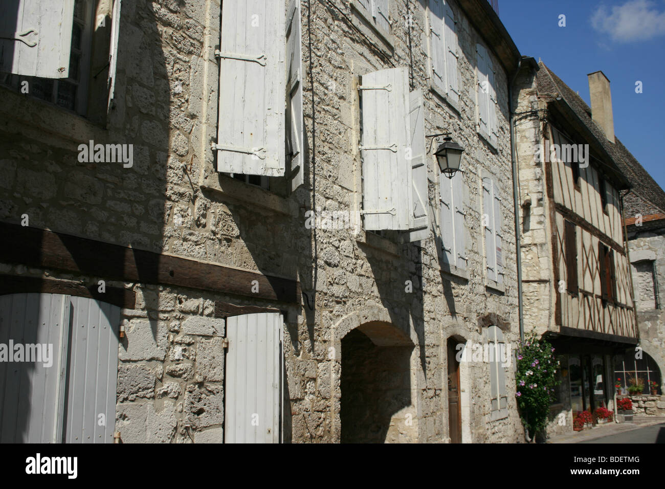 Medieval bastide hi-res stock photography and images - Alamy