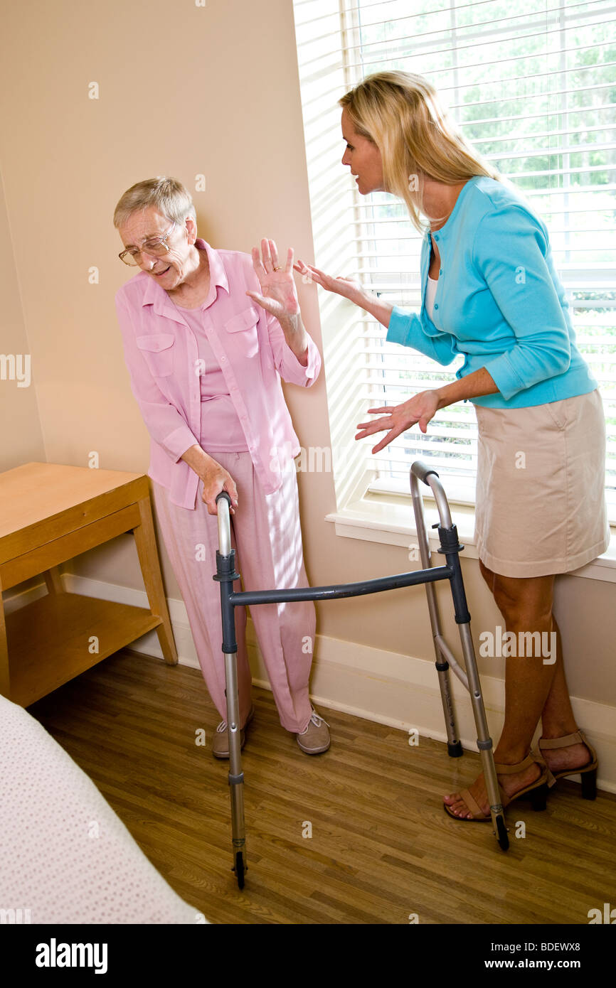 Mother daughter arguing 80s hi-res stock photography and images - Alamy