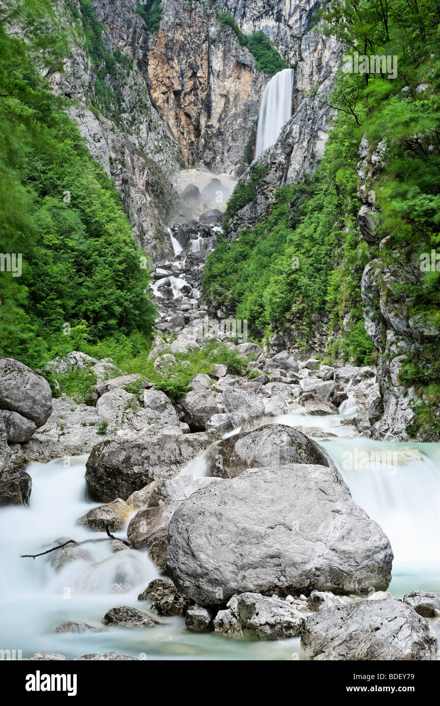 Boka waterfall hi-res stock photography and images - Alamy