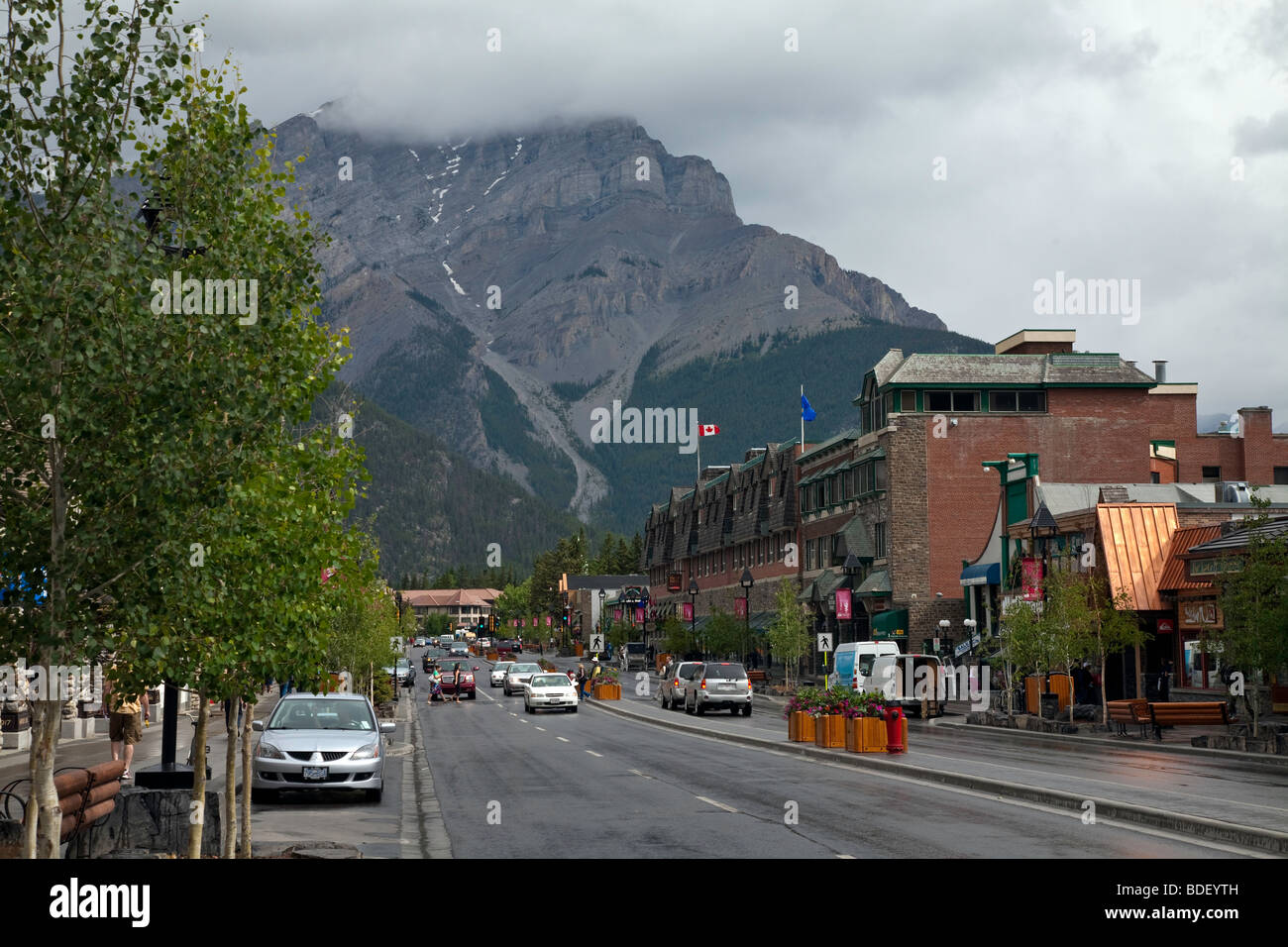 Banff upper hot springs hi-res stock photography and images - Alamy